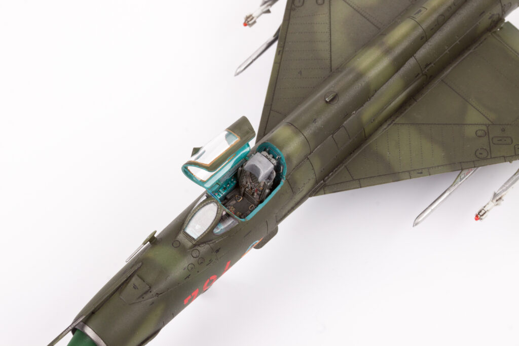 MIKOYAN MiG-21 MF INTERCEPTOR 1/72 ProfiPack - Hobby Models GT