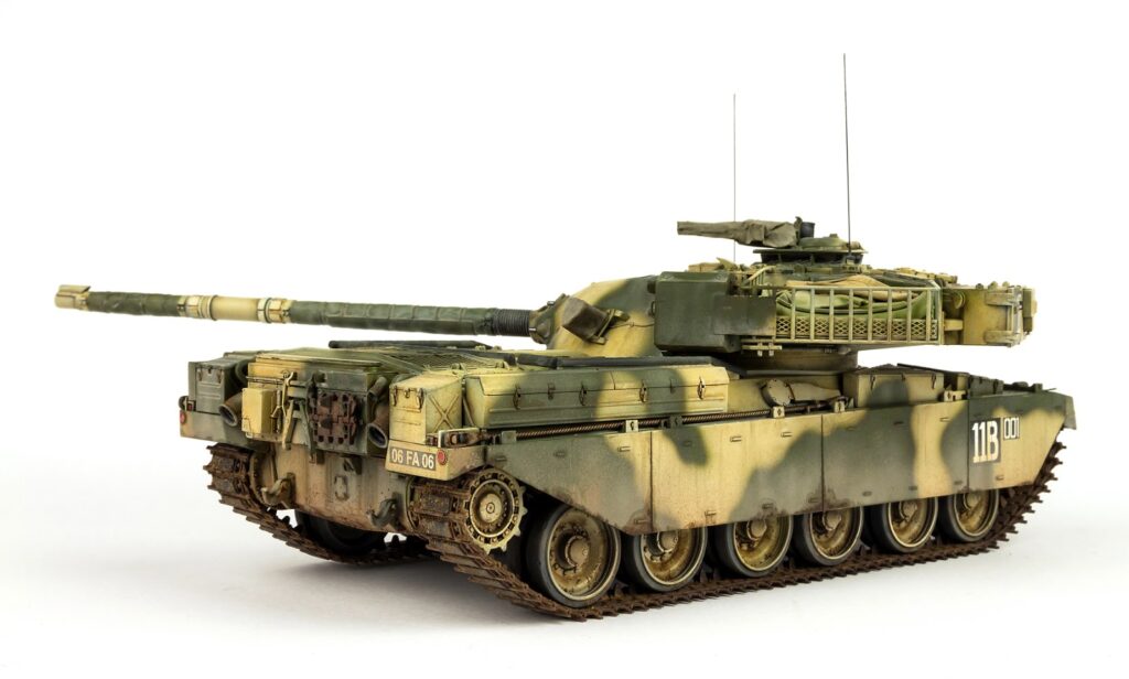 CHIEFTAIN MK.5 / P 1/35 - Hobby Models GT