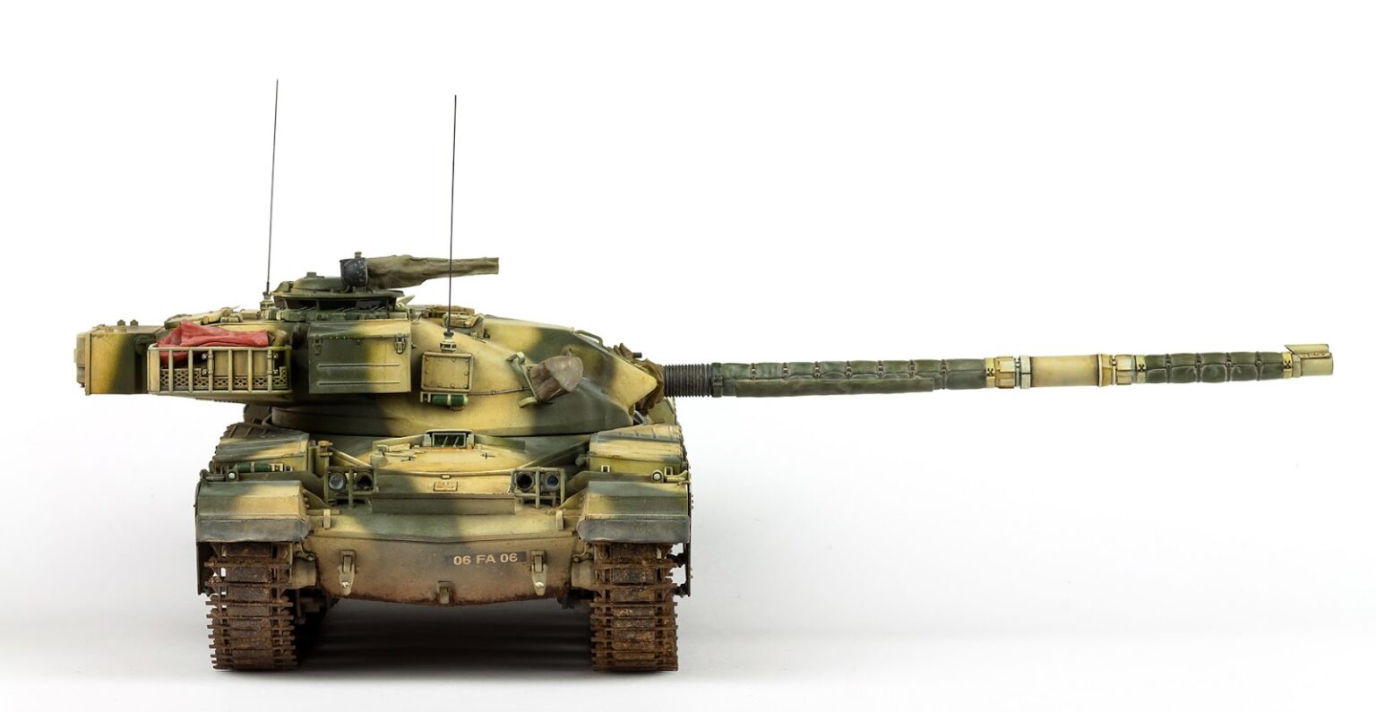 CHIEFTAIN MK.5 / P 1/35 - Hobby Models GT