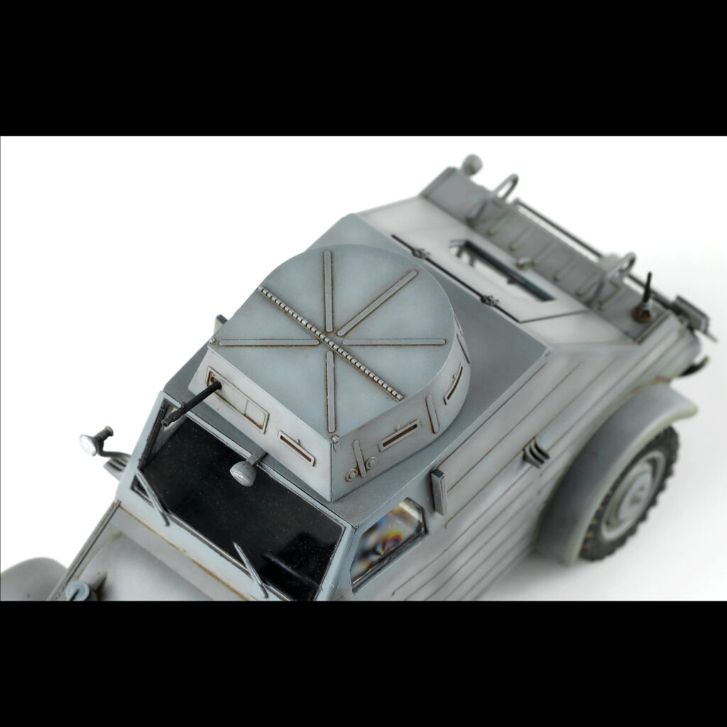 CARRO ALEMAN PKW.K1 KÜBELWAGEN ARMORED TYPE 823 MENG 1/35 - Hobby Models GT